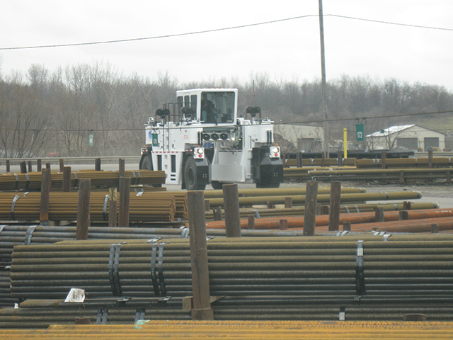 Straddle Carriers for Mill-duty Applications | Great Lakes Power